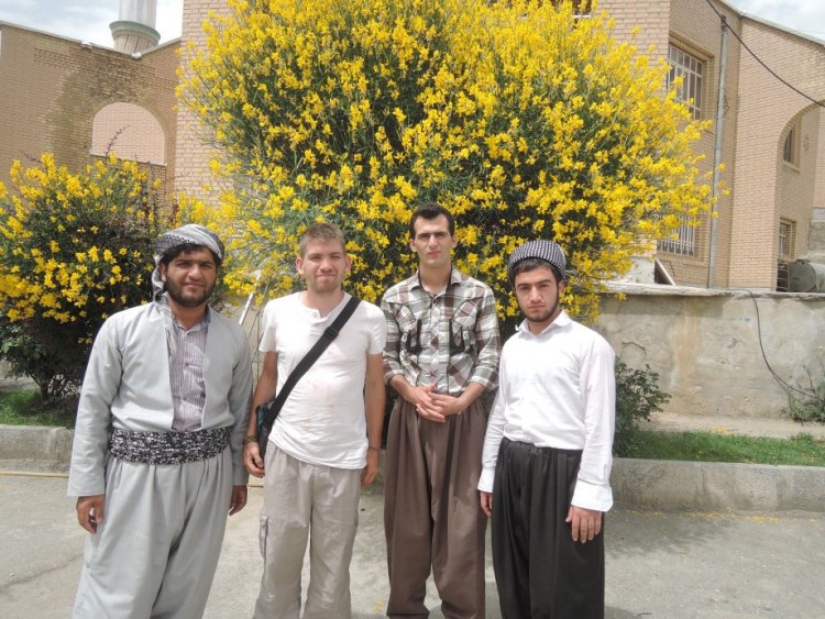 Kurdish friendliness - Stevie on the Move