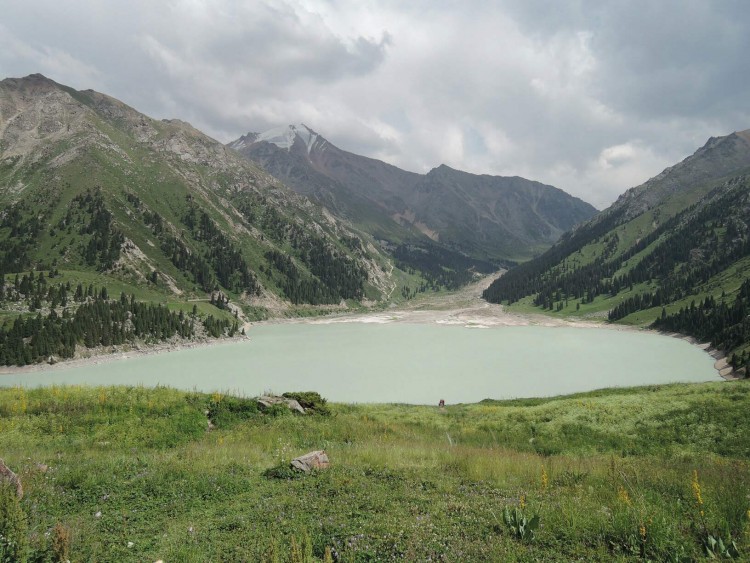 Adventurous Kazakhstan - Stevie on the Move